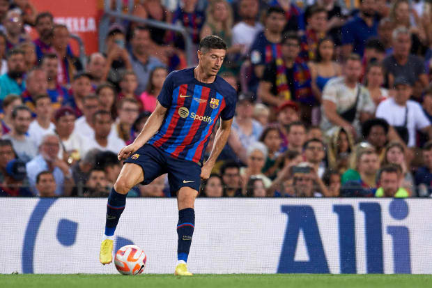 Robert Lewandowski makes Thiago admission after Barcelona transfer deal - Sports Joust